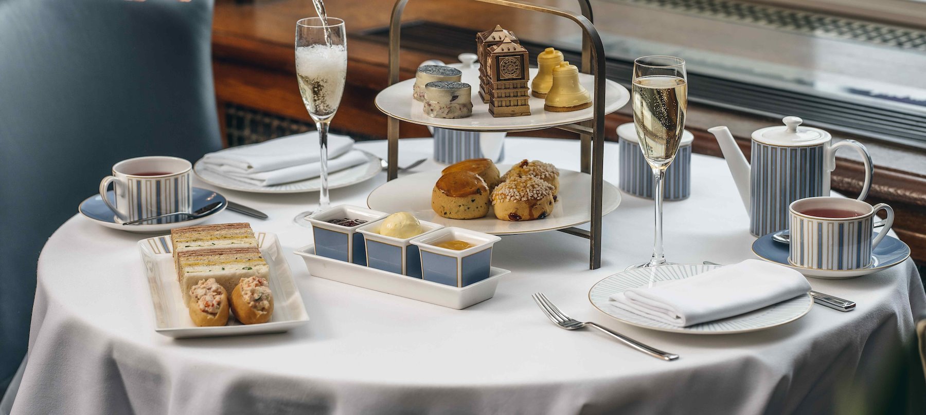 Home [www.thelibraryatcountyhall.com]